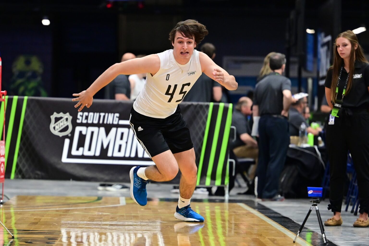 NHL-Top-Prospect David Reinbacher: "Ich hatte beim Scouting Combine ein ...