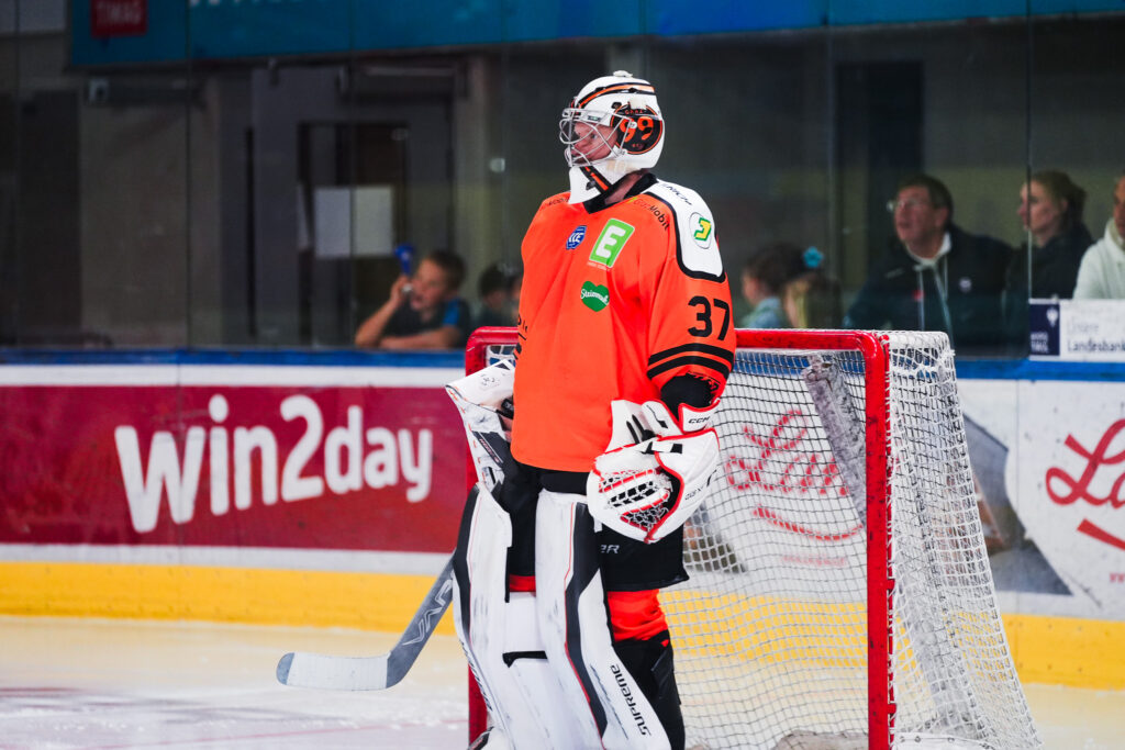 Whitegoldgoddess face reveal i wanted to avoid the fun to