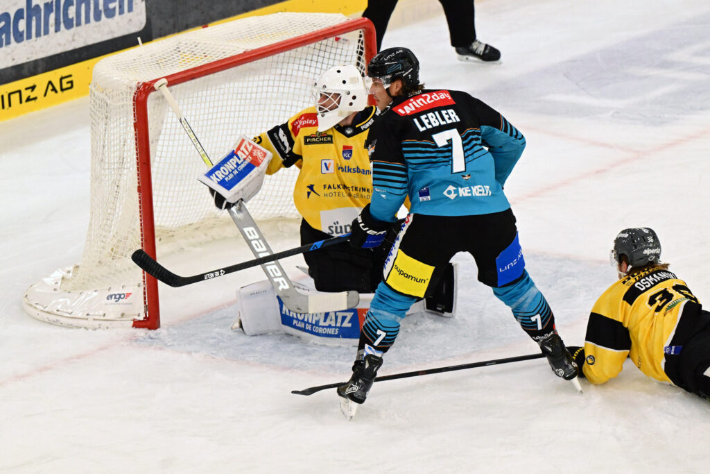 Black Wings Linz atmen auf: Keine Sperre für Kapitän Lebler! - Hockey ...
